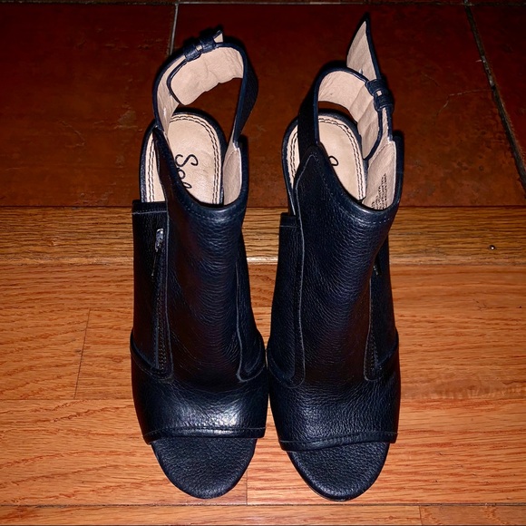 Splendid | Shoes | Anthropologie Splendid Leather Chunky Heels Sandal ...